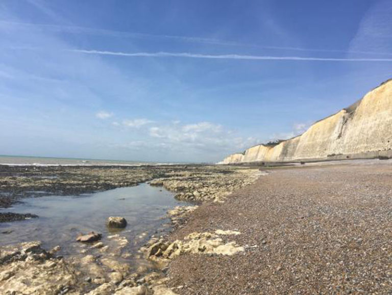 Cliffs-and-rock-pools - Brighton Beach Bikes